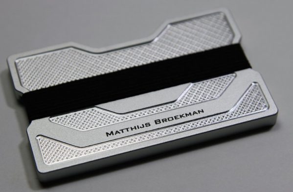 Top 7 Metal Minimalist Wallets - JooJoobs