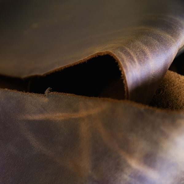 PU Leather vs. Real Leather: What’s the Difference? - JooJoobs